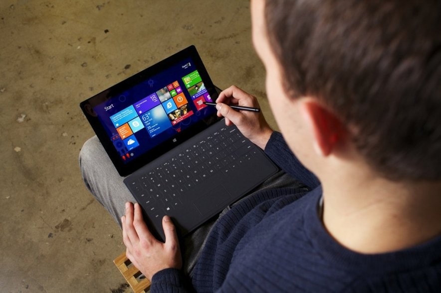 Surface Mini, tablet que nunca foi lançado pela Microsoft, ganha ...