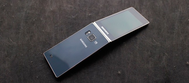 Novo smartphone flip SM-G9198 da Samsung se revela em fotos reais - TudoCelular.com