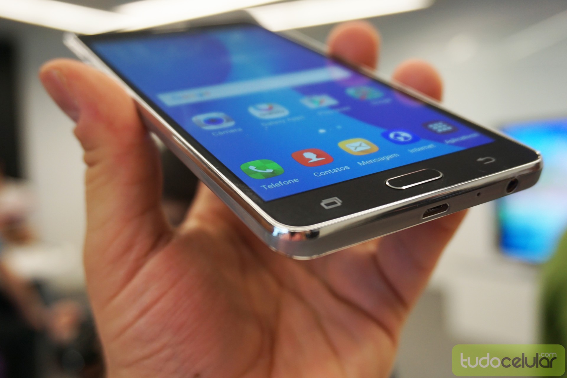 Samsung lança Galaxy Wide, outro aparelho que você não pode ter ...