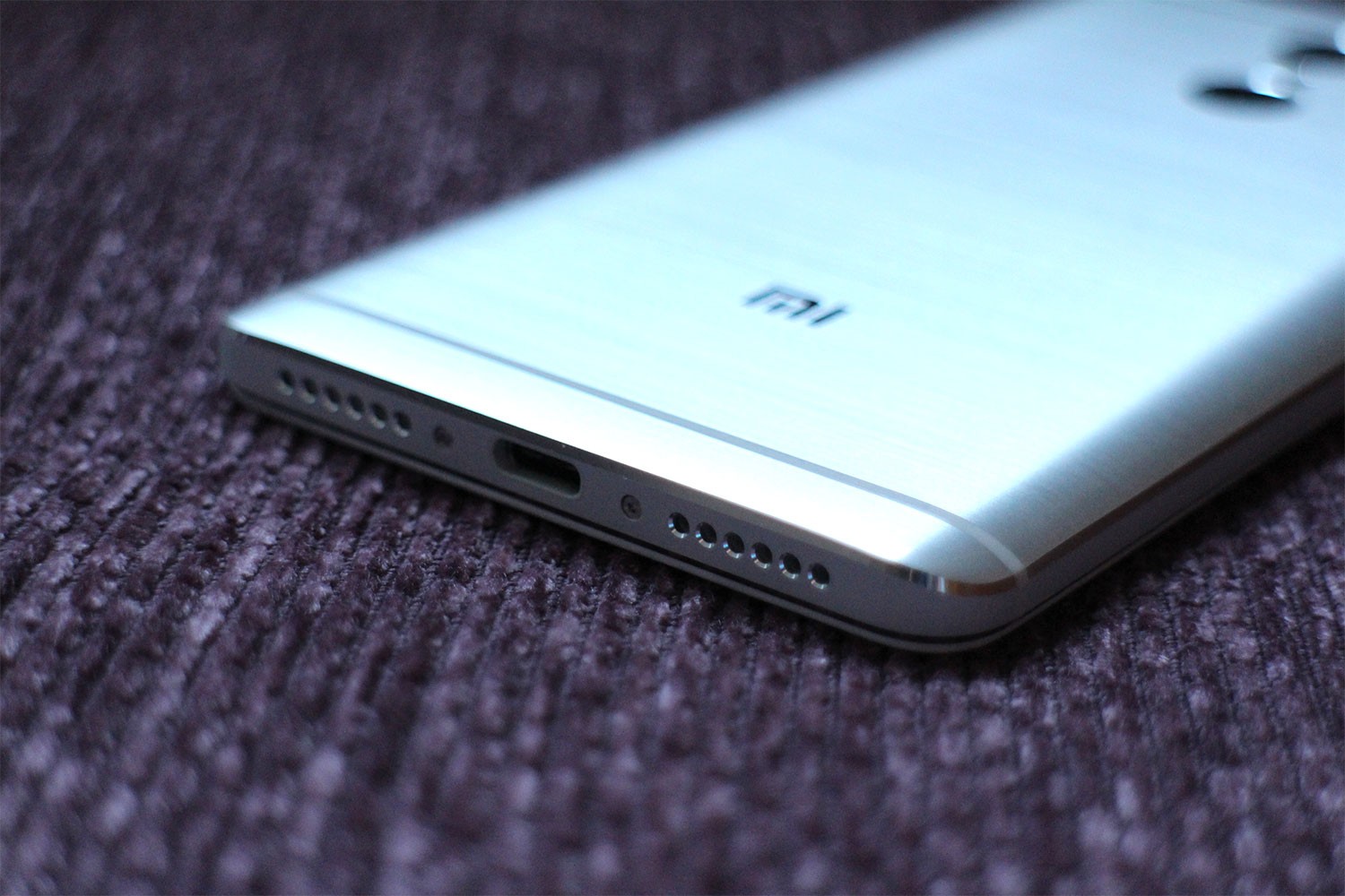 Xiaomi Mi 6 vaza no AnTutu confirmando variante 'mais simples' antes do ...