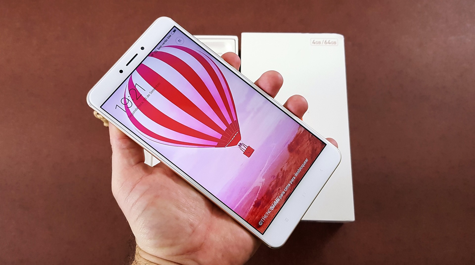 Xiaomi Mi Max 2 recebe atualização da MIUI 9 com diversas melhorias ...