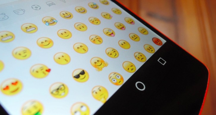 Carecas e ruivos! Unicode 12.1 chega com 168 novos emojis para ...