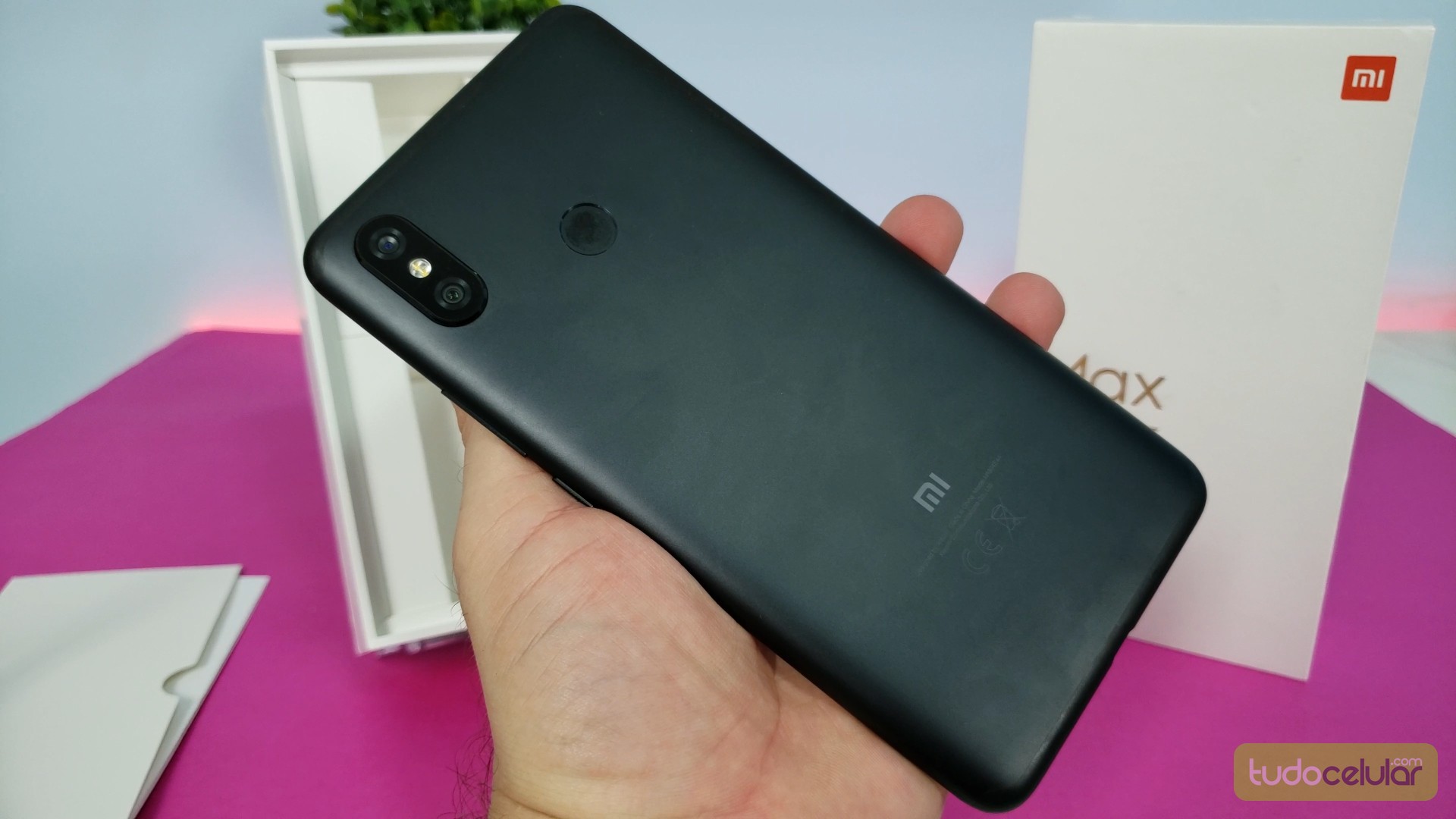 Xiaomi Mi Max 3 dá mais tela que antecessor sem prejudicar mobilidade ...