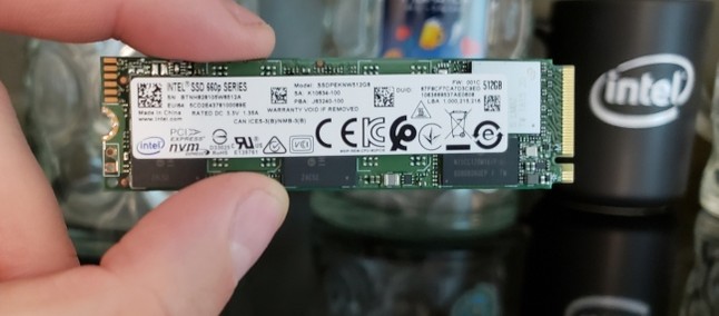 Fim dos problemas! ASUS anuncia Q-Latch, substituto dos parafusos para ...