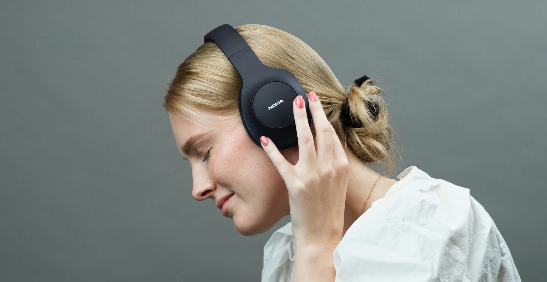 Chegando ao Brasil? Nokia Essential Wireless Headphones E1200 são ...