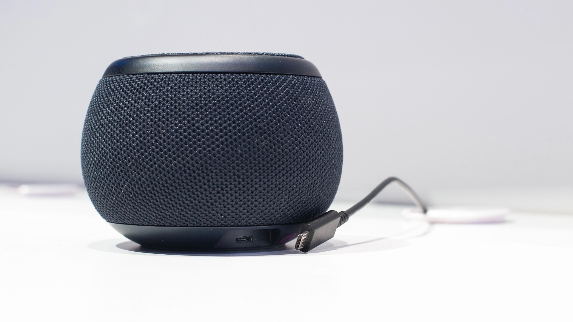 Lançamento iminente! Galaxy Home Mini 2 recebe certificação Bluetooth ...