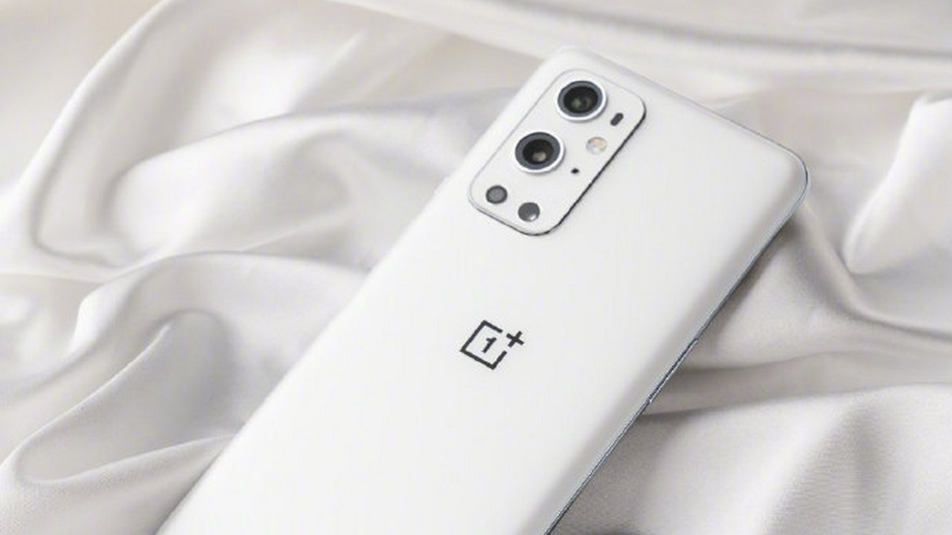 Executivo da OnePlus explica por que celulares brancos são produzidos ...