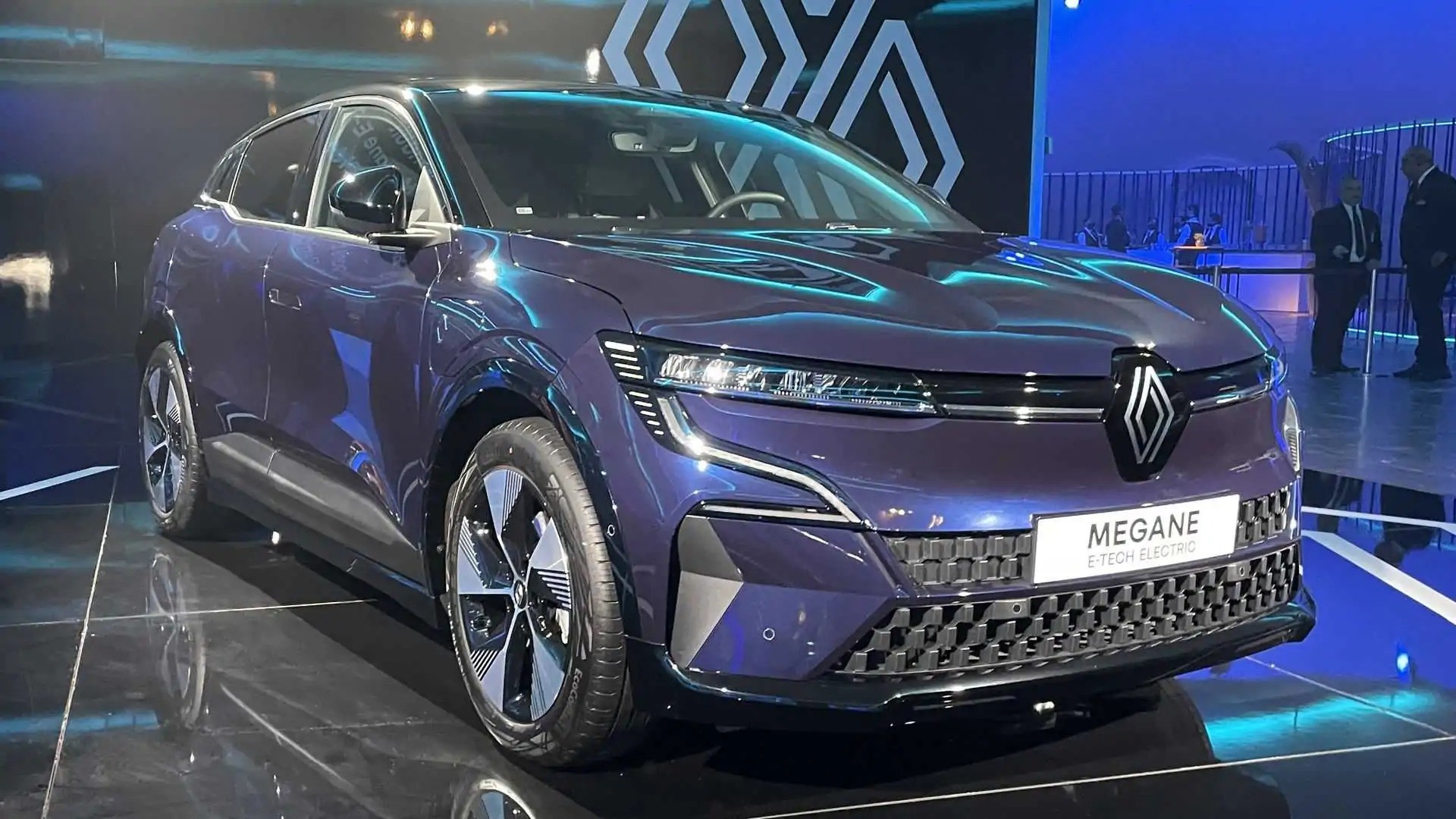 Três novos carros elétricos da Renault devem chegar ao mercado ...