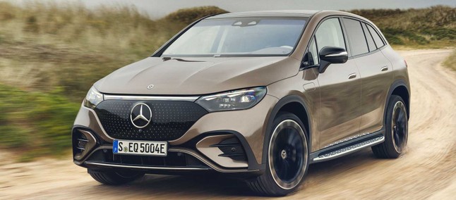 Mercedes-Benz apresenta o SUV elétrico EQE com autonomia de 600 km e motor de até 687 cv ...