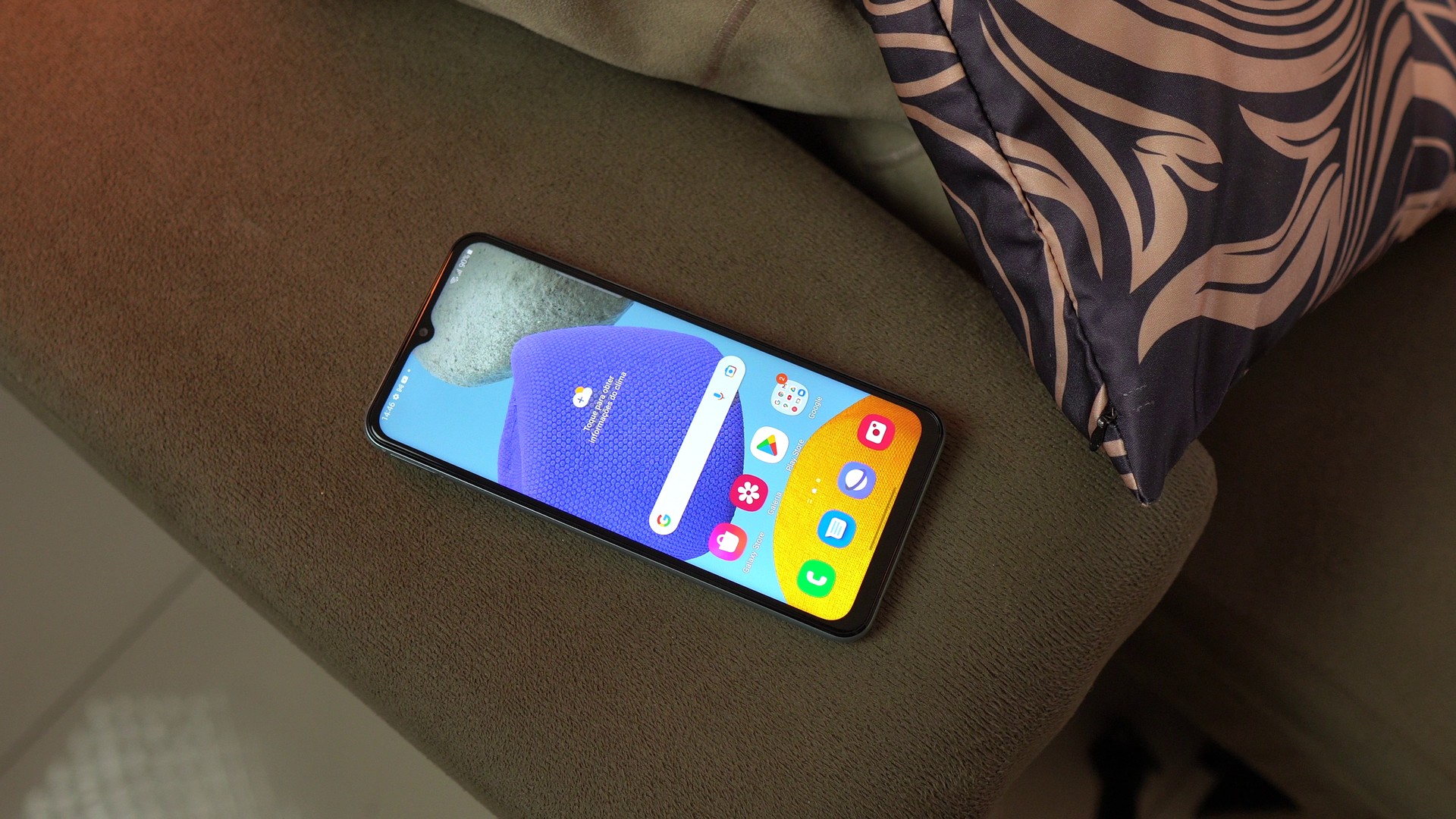 Samsung Galaxy M23 começa a receber atualização com One UI 6 e Android ...