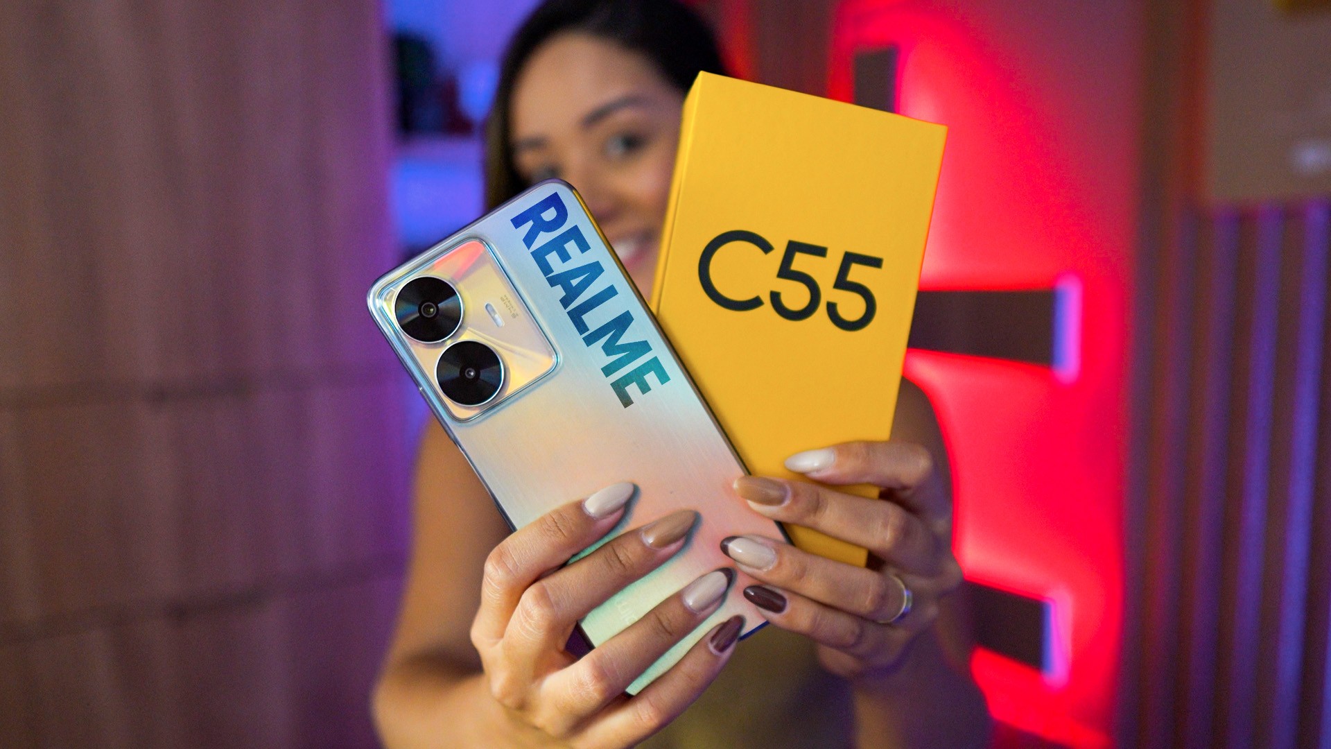Realme C55: câmera de 64 MP e polêmica "mini cápsula" são bons ...