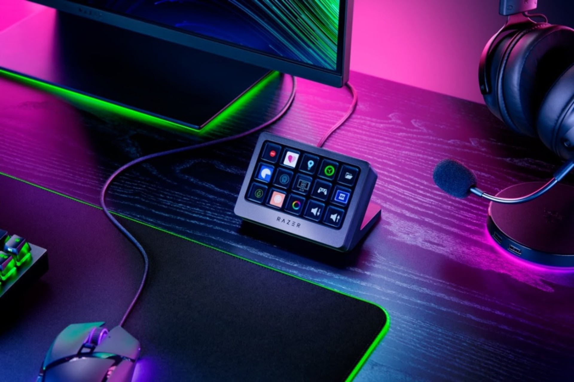 Razer launches Stream Controller X controller with 15 programmable ... Razer launches Stream Controller X controller with 15 programmable ...