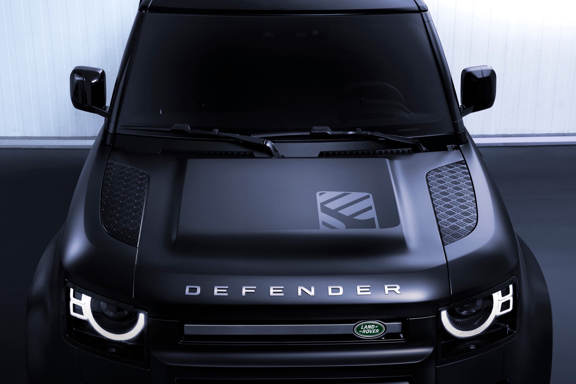 New Defender 130 Outbound announced with 300 hp engine, 4x4 drive and ...