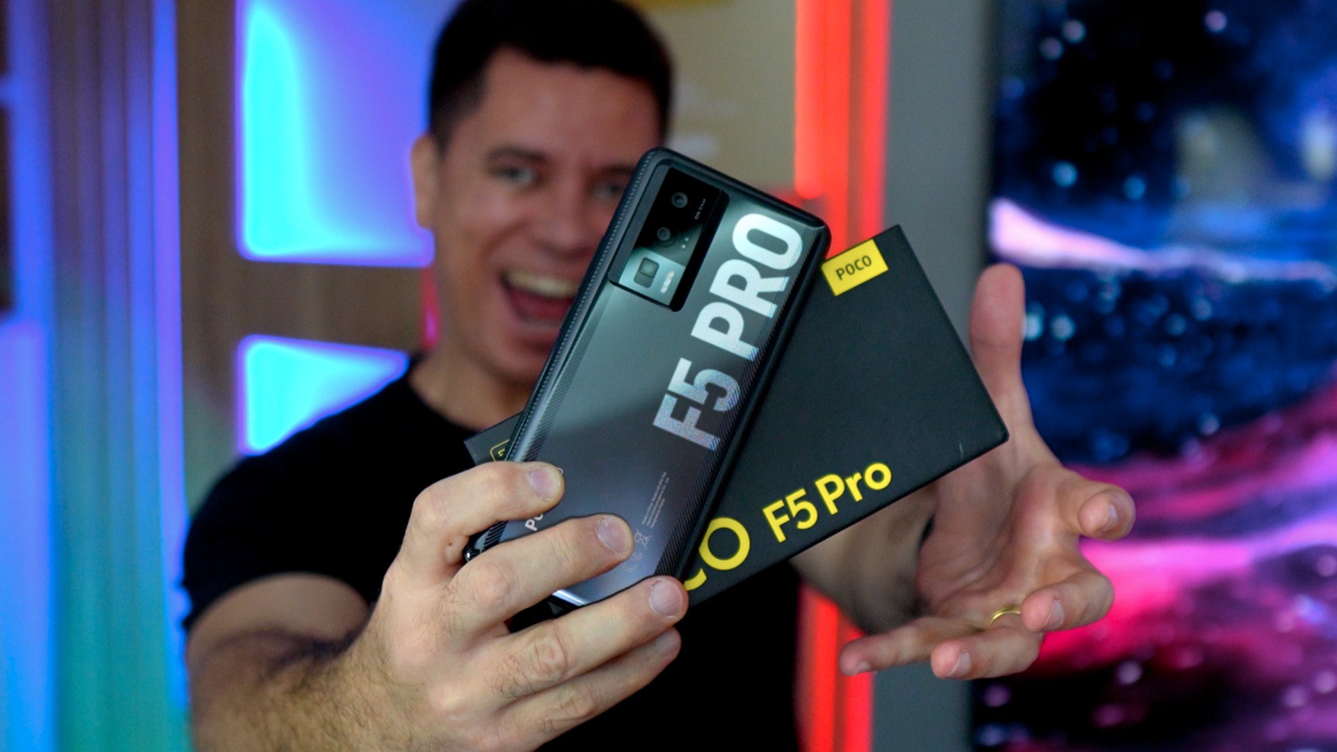 POCO F5 Pro traz tela, desempenho, bateria e preço de top de linha ...
