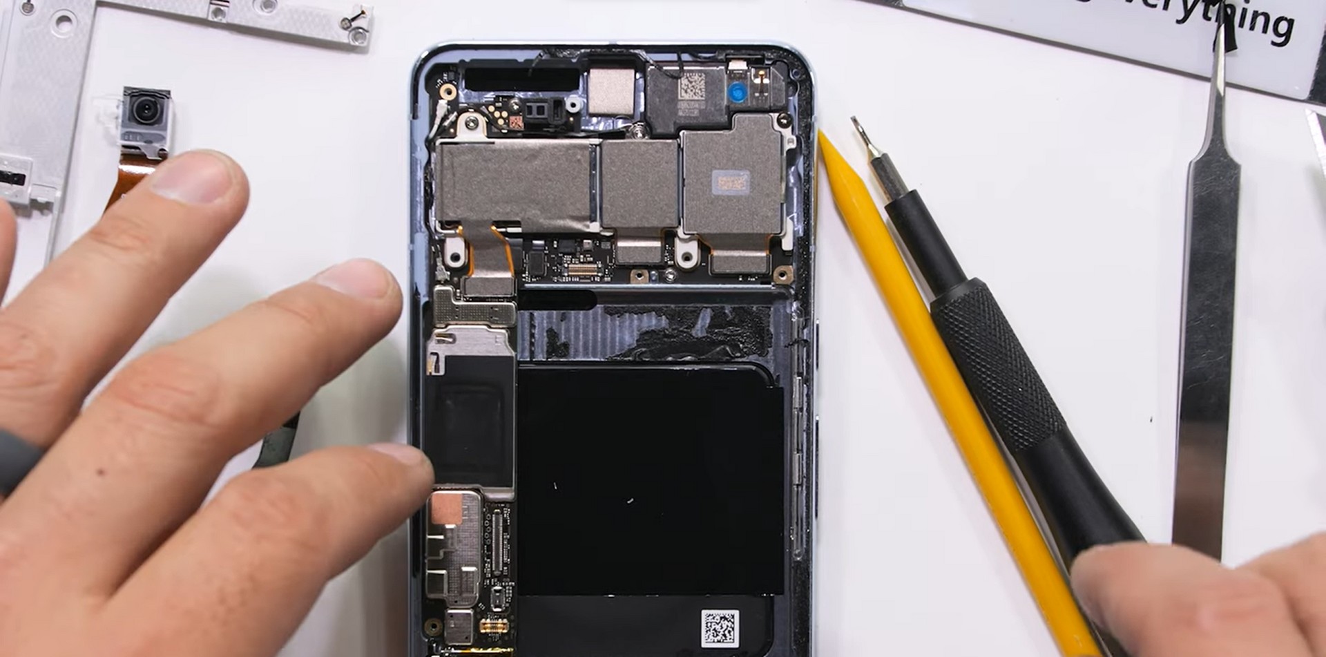 Google Pixel 8 Pro shows thermometer and other internal parts during ...